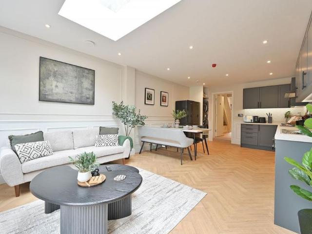 1 bedroom house of multiple occupation to rent
