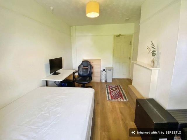 1 bedroom house of multiple occupation to rent