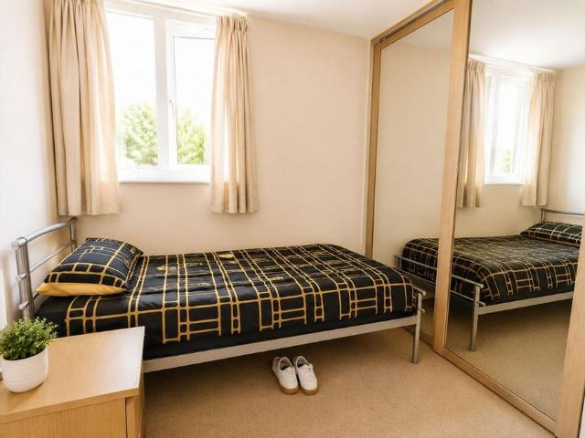 1 bedroom house of multiple occupation to rent