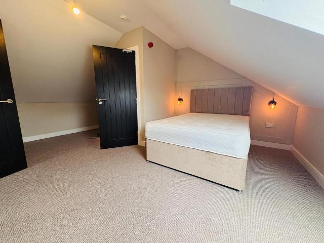 1 bedroom house of multiple occupation to rent