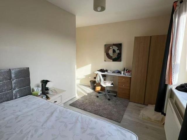 1 bedroom house of multiple occupation to rent