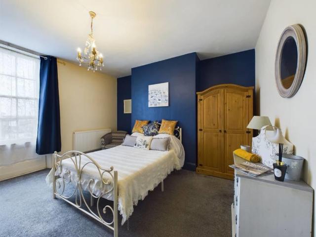 1 bedroom house of multiple occupation to rent