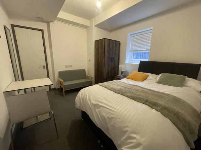 1 bedroom house of multiple occupation to rent