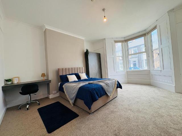 1 bedroom house of multiple occupation to rent