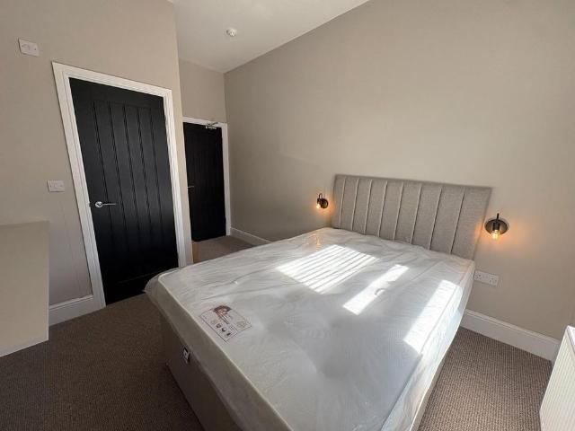1 bedroom house of multiple occupation to rent