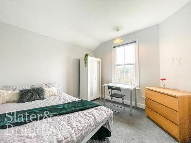 1 bedroom house of multiple occupation to rent