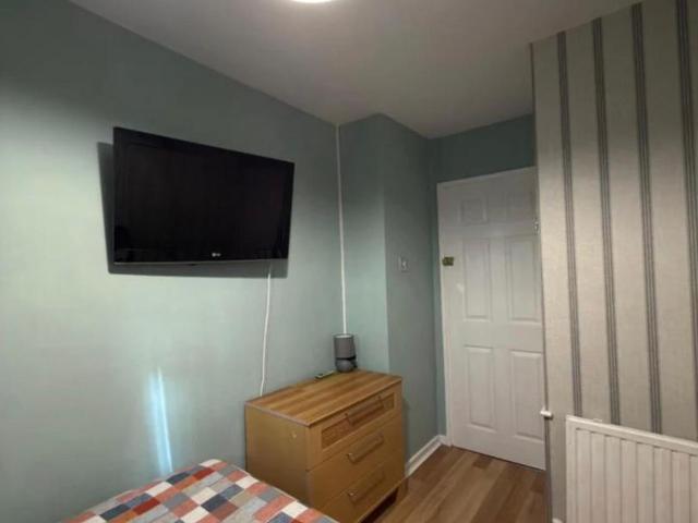 1 bedroom house of multiple occupation to rent