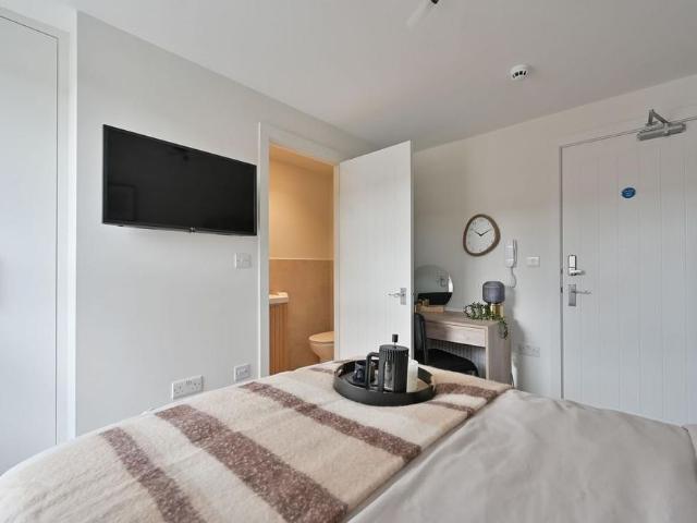 1 bedroom house of multiple occupation to rent