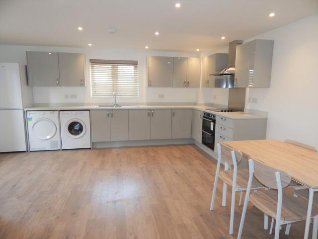 1 bedroom House of Multiple Occupation To Rent