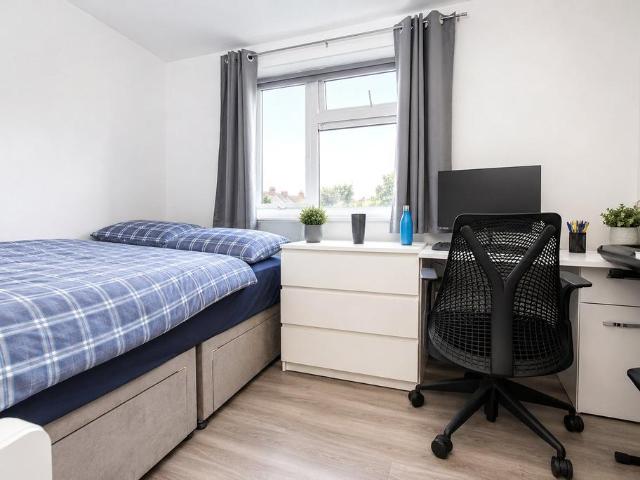 1 bedroom house of multiple occupation to rent