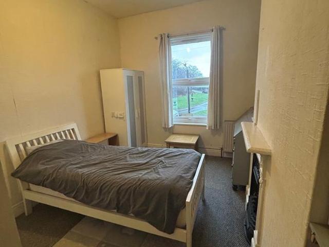 1 bedroom house of multiple occupation to rent