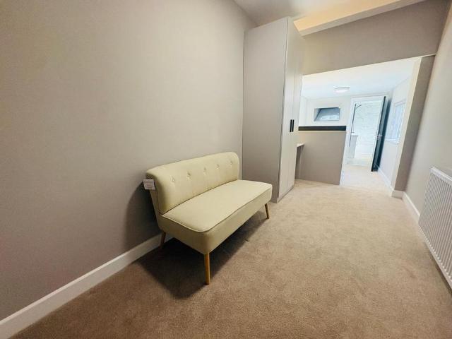 1 bedroom house of multiple occupation to rent