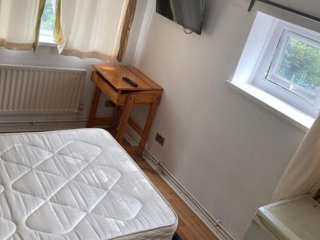 1 bedroom house of multiple occupation to rent