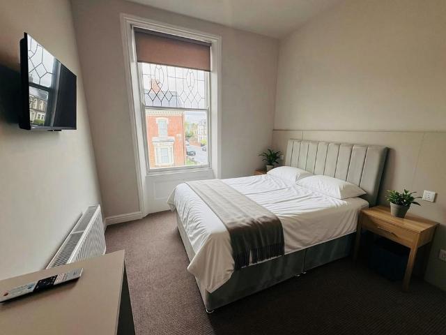 1 bedroom house of multiple occupation to rent