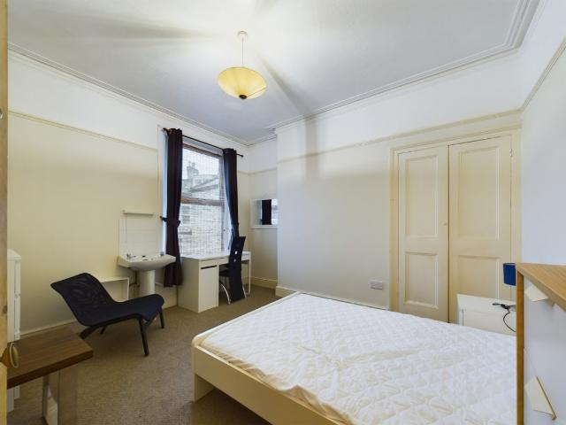 1 bedroom House of Multiple Occupation To Rent