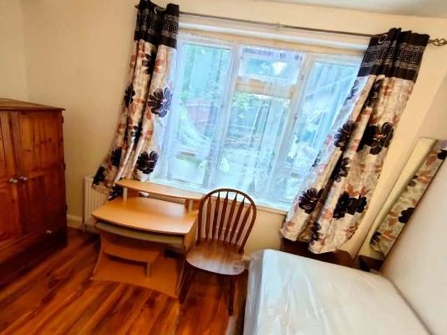 1 bedroom house of multiple occupation to rent