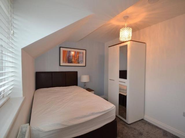 1 bedroom house of multiple occupation to rent