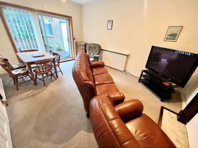 1 bedroom house of multiple occupation to rent
