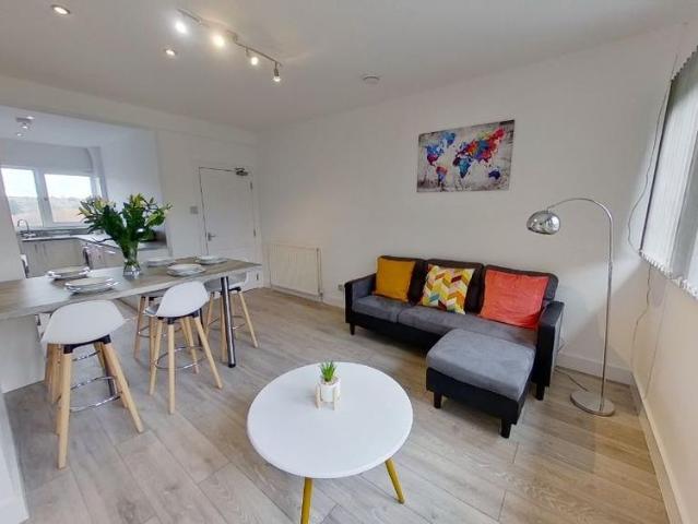 1 bedroom house of multiple occupation to rent