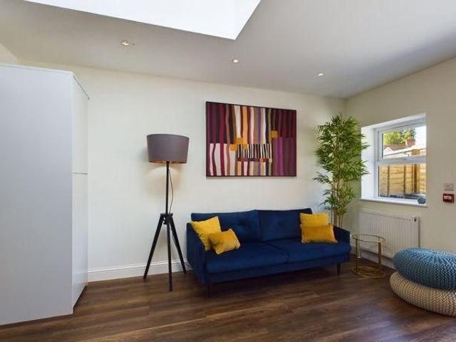 1 bedroom house of multiple occupation to rent
