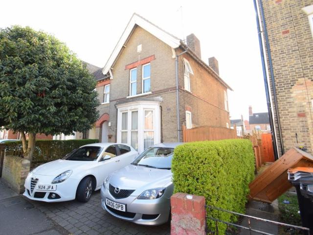 1 bedroom House of Multiple Occupation To Rent