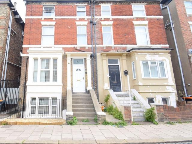 1 bedroom House of Multiple Occupation To Rent