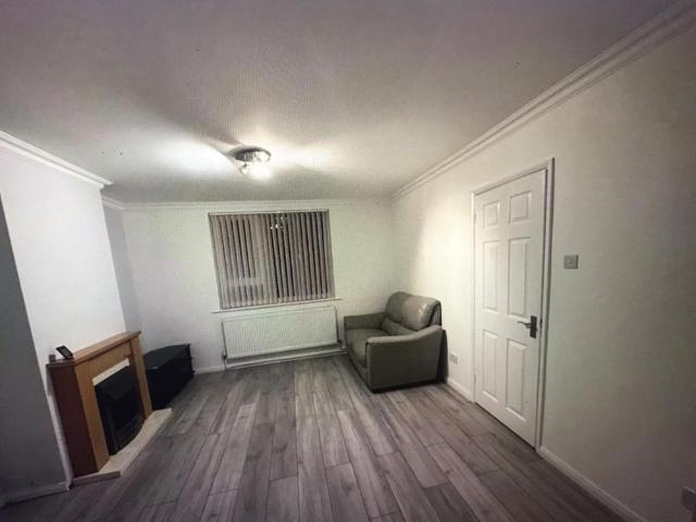 1 bedroom house of multiple occupation to rent