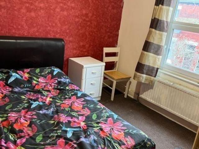 1 bedroom house of multiple occupation to rent