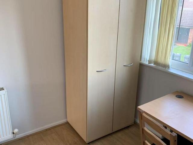 1 bedroom house of multiple occupation to rent