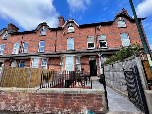 1 bedroom house of multiple occupation to rent
