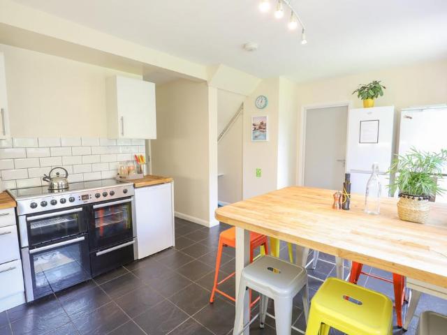 1 bedroom house of multiple occupation to rent