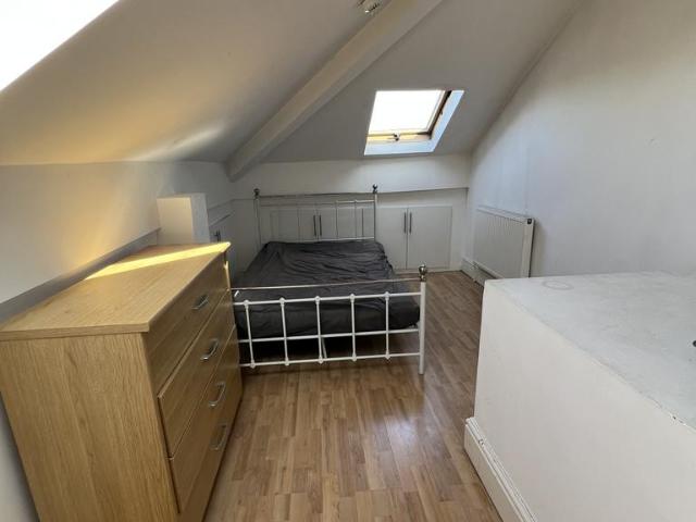 1 bedroom house of multiple occupation to rent