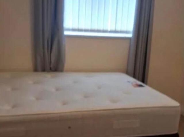 1 bedroom house of multiple occupation to rent