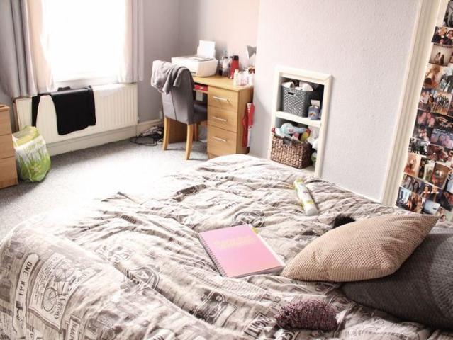 1 bedroom house of multiple occupation to rent