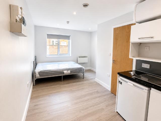 1 bedroom house of multiple occupation to rent