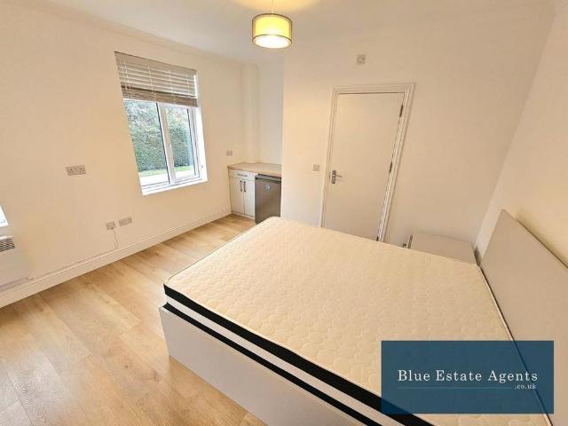 1 bedroom house of multiple occupation to rent