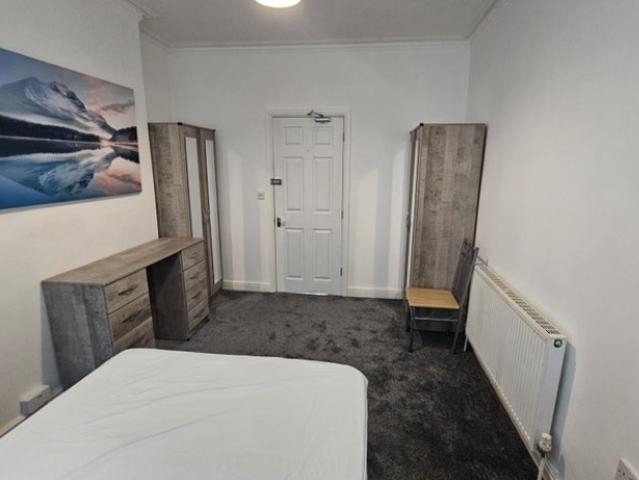 1 bedroom house of multiple occupation to rent