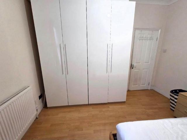 1 bedroom house of multiple occupation to rent