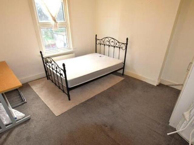 1 Bedroom House Of Multiple Occupation For Rent In Barking