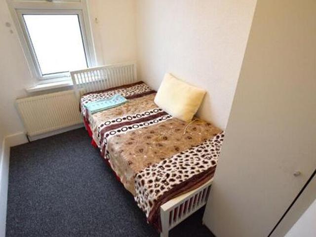 1 Bedroom House Of Multiple Occupation For Rent In Barking