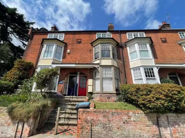 1 bedroom house of multiple occupation for rent in Bolton Lane.