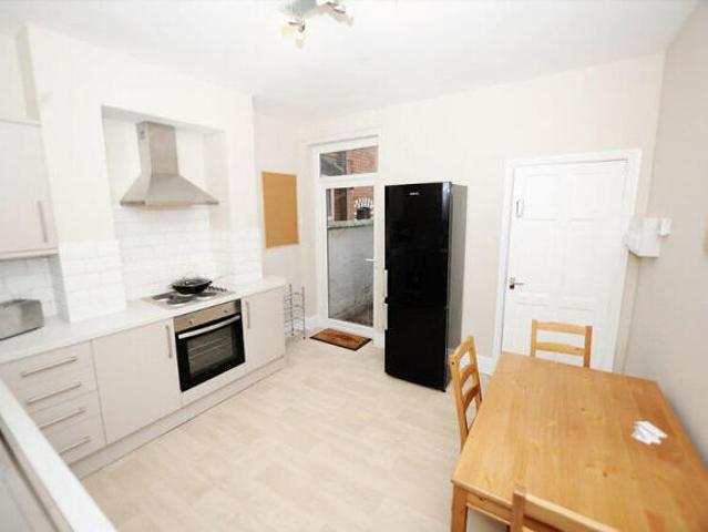 1 bedroom house of multiple occupation for rent in Francis Street, Derby, Derbyshire, DE21