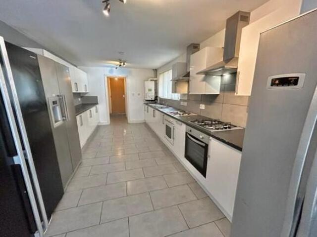 1 bedroom house of multiple occupation for rent in Glynrhondda Street, Cardiff, CF24
