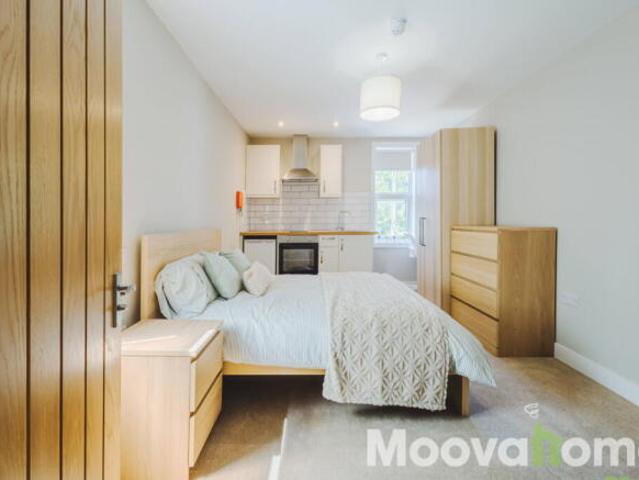 1 bedroom house of multiple occupation for rent in Groundwell Road, Swindon, SN1 2LT, SN1
