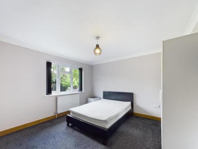 1 Bedroom House Of Multiple Occupation For Rent In Guinions Road, High Wycombe