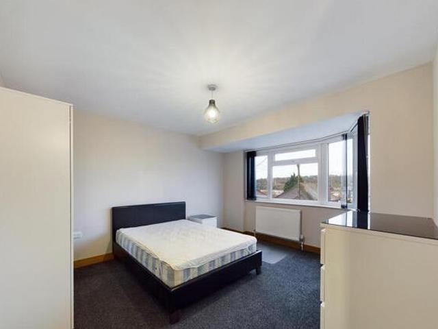 1 Bedroom House Of Multiple Occupation For Rent In Guinions Road, High Wycombe