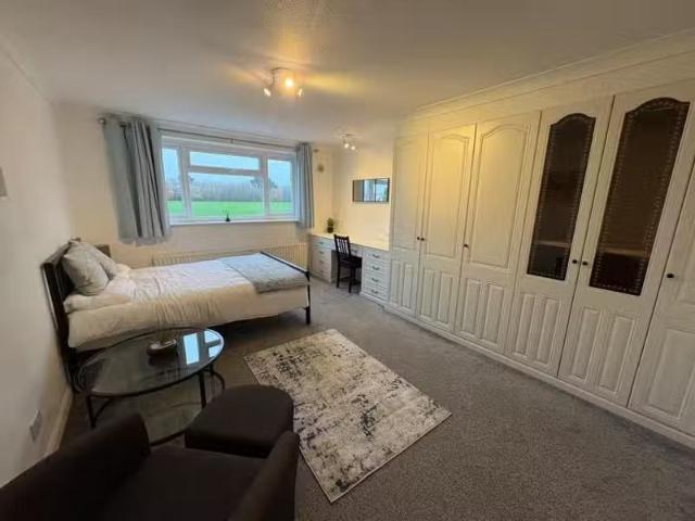 1 bedroom house of multiple occupation for rent in HOUSE SHARE.