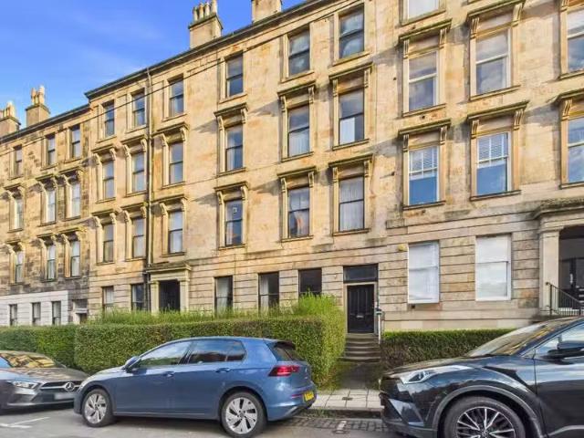 1 bedroom house of multiple occupation for rent in Kersland St.