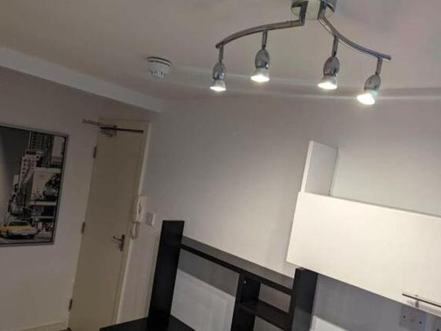 1 Bedroom House Of Multiple Occupation For Rent In London