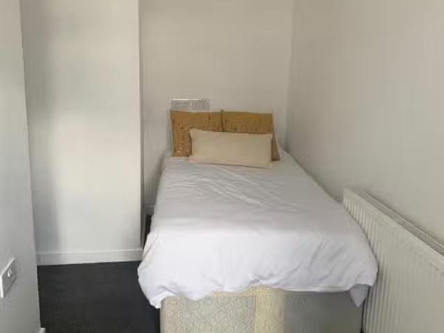 1 bedroom house of multiple occupation for rent in Newcastle T.